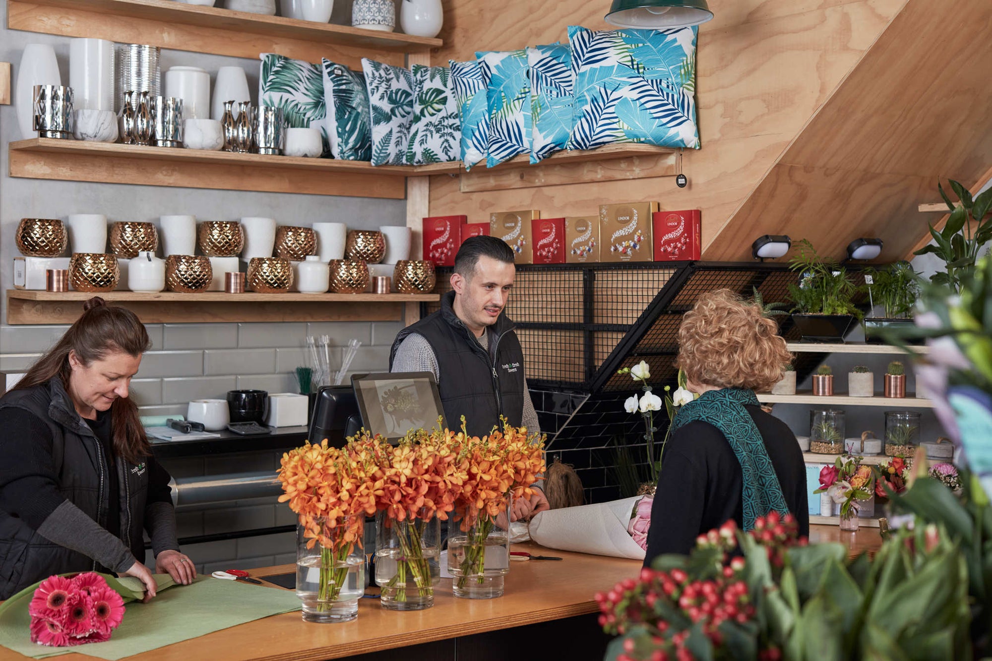 The story - 30 Years of Family Floristry – Fresh Fresh Flowers